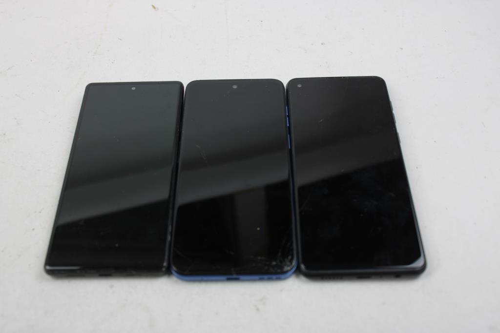 Google, Motorola, Samsung Cell Phone Lot, 3 Pieces, Sold For Parts ...