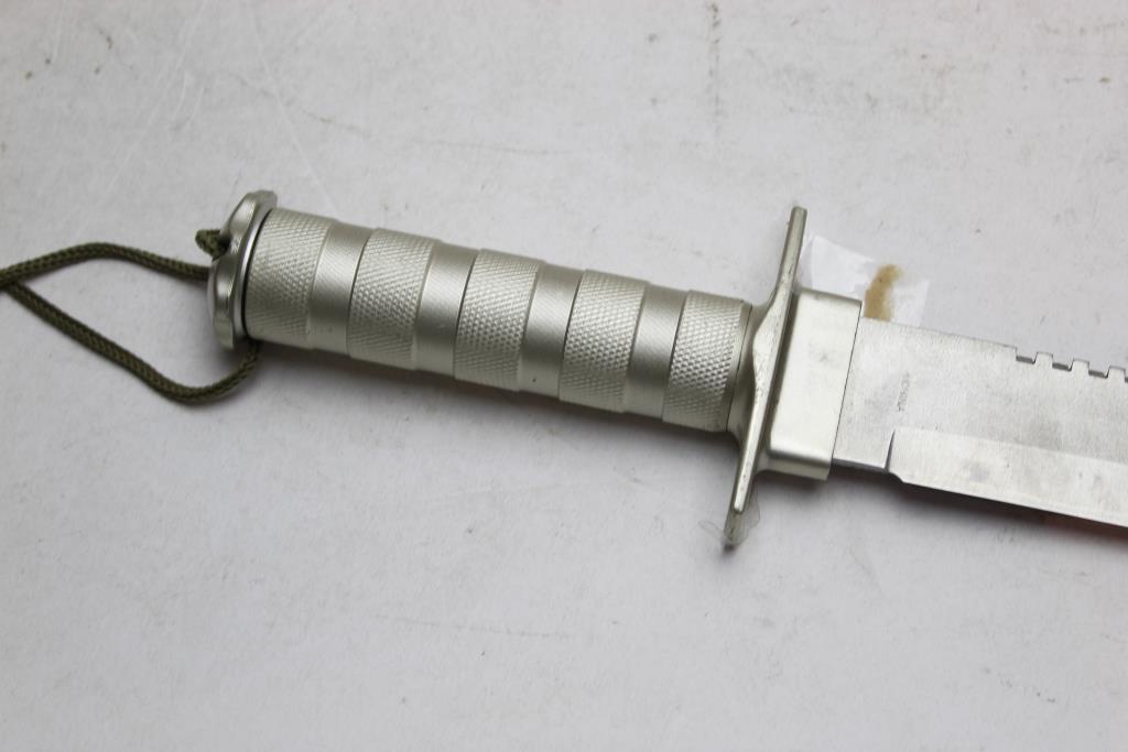 Gordon Survival Knife | Property Room