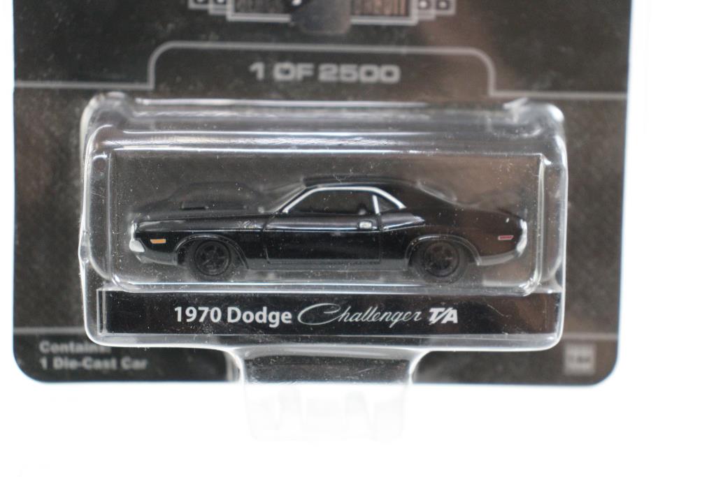 Greenlight Black Bandit Collection 1970 Dodge Challenger T/A | Property ...