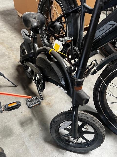 Group Of 4 Used E-Bikes | Property Room