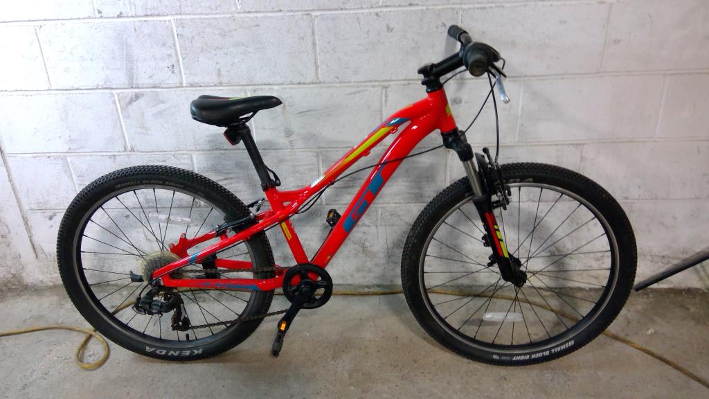 GT Stomper Prime Mountain Bike | Property Room
