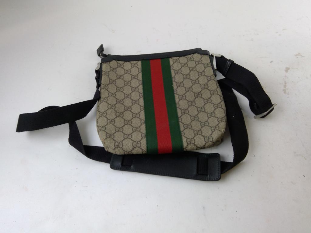 Gucci Hand Bag - Doublechecked By Entrupy | Property Room