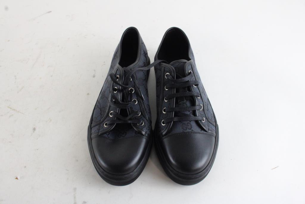 Gucci Mens Shoes, Size 7 | Property Room