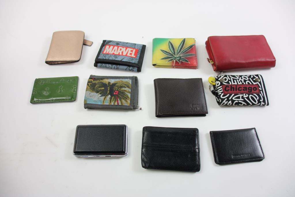 Guess, Marvel And Other Wallets For Men And Women, 5+ Pieces | Property ...