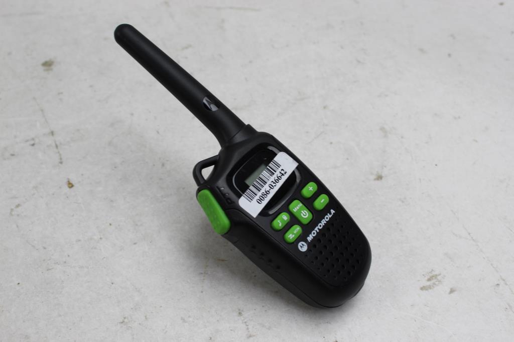 Hand Held 2 Way Radios: RadioShack Pro-70, Pro-135, Motorola: 3 Items ...