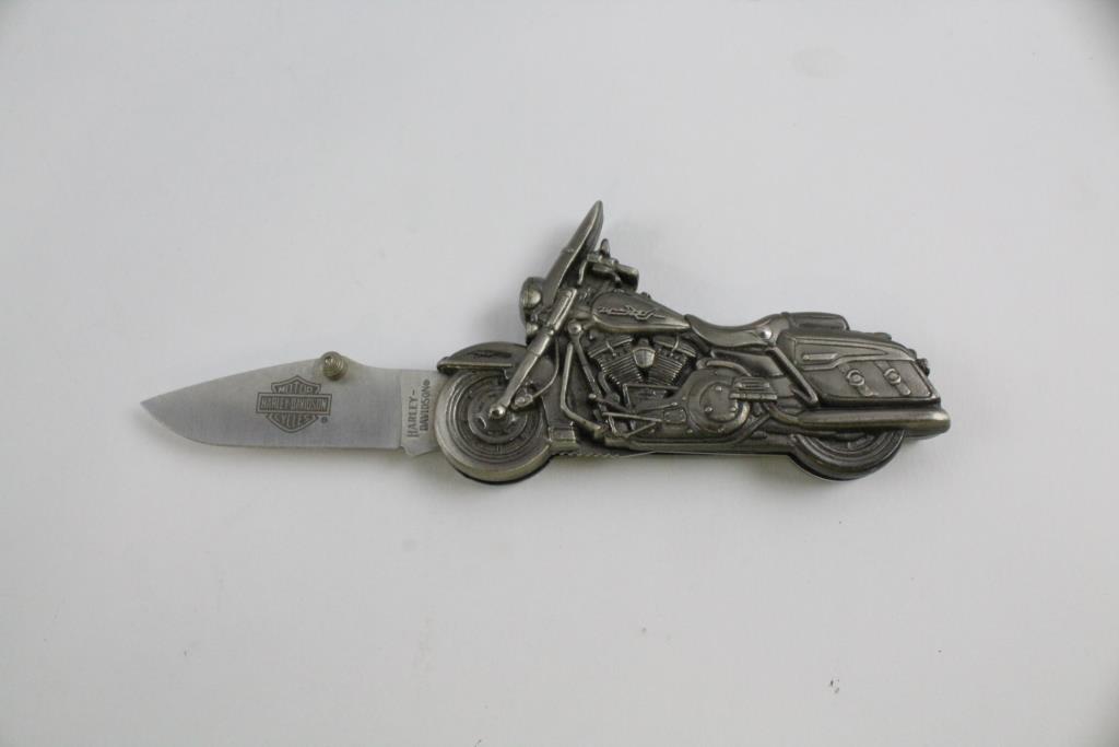 Harley-Davidson Motorcycle Handled Folding Knife | Property Room