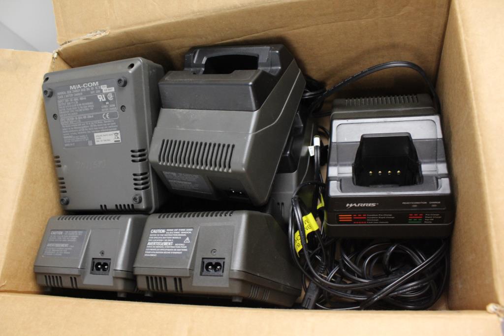 Harris CH-104560 Battery Chargers, 9 Items | Property Room
