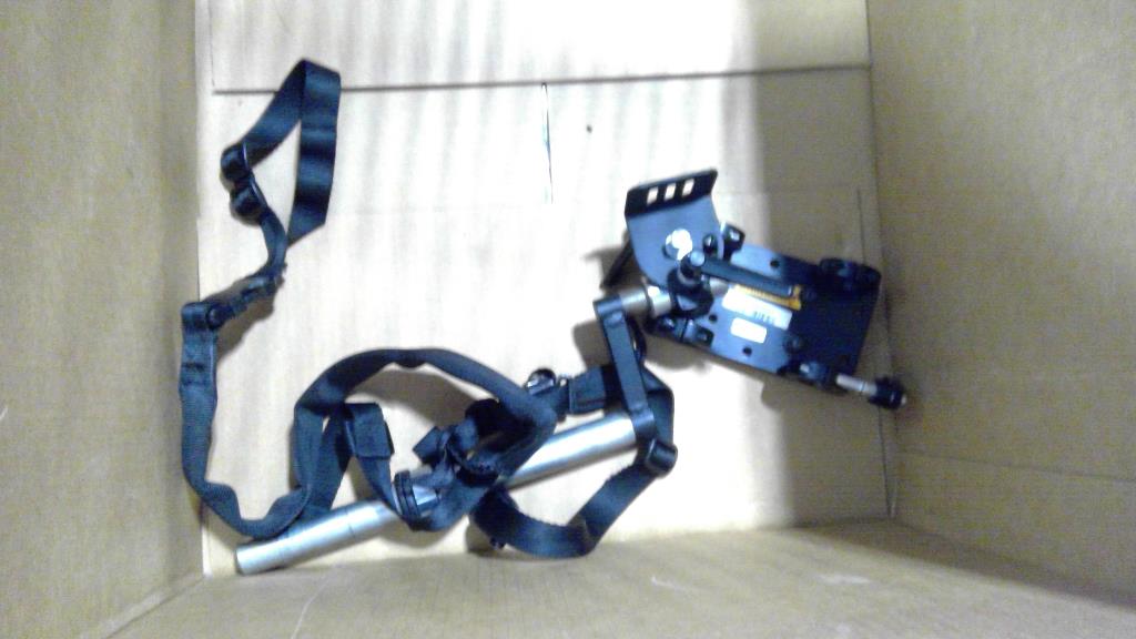 Havis Computer Mount And More, 4+ Pieces | Property Room