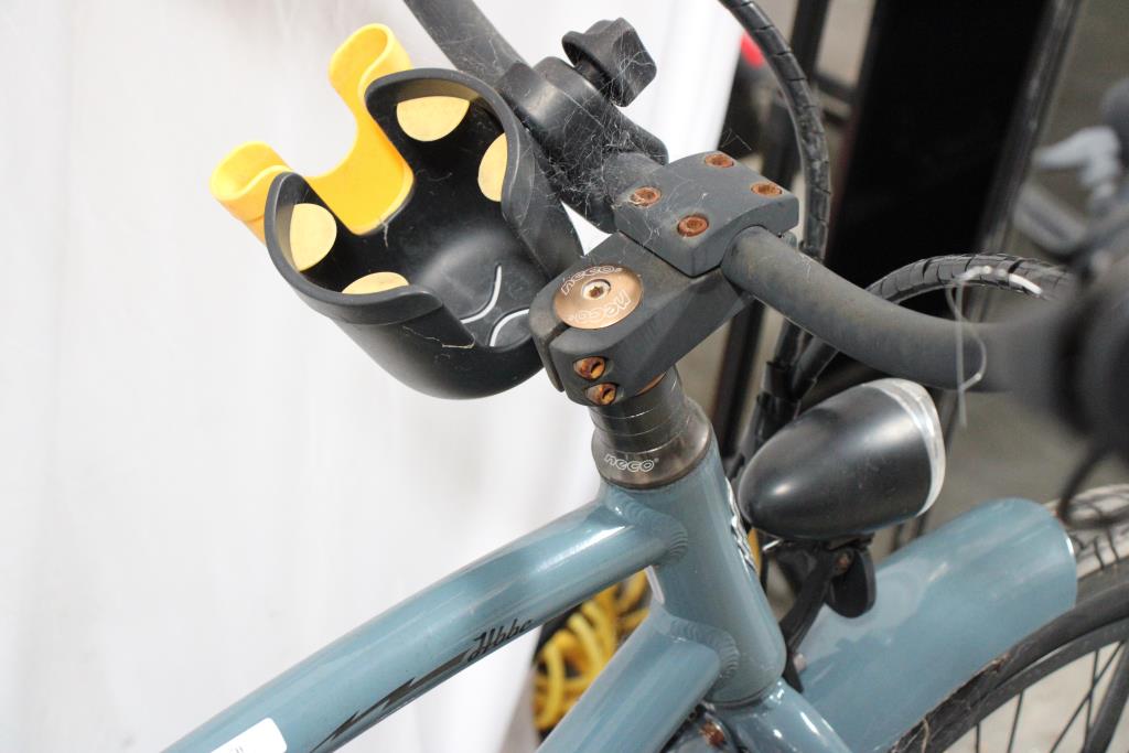 HBBC Electric Beach Cruiser | Property Room