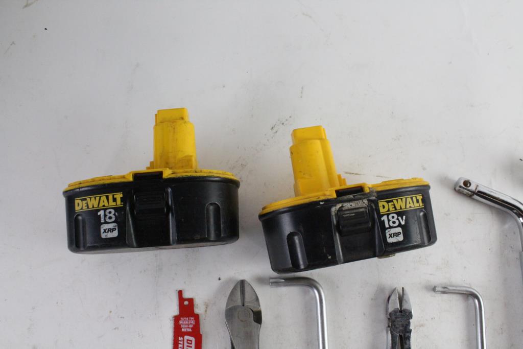 Hex Key Set, Vice Grips, And More, 5+ Pieces | Property Room