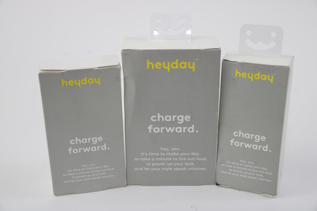 Heyday Electronics, 3 Pieces | Property Room