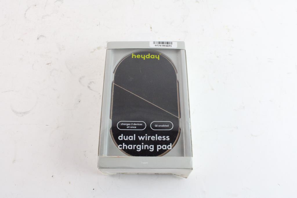 HeyDey Dual Wireless Charging Pad | Property Room
