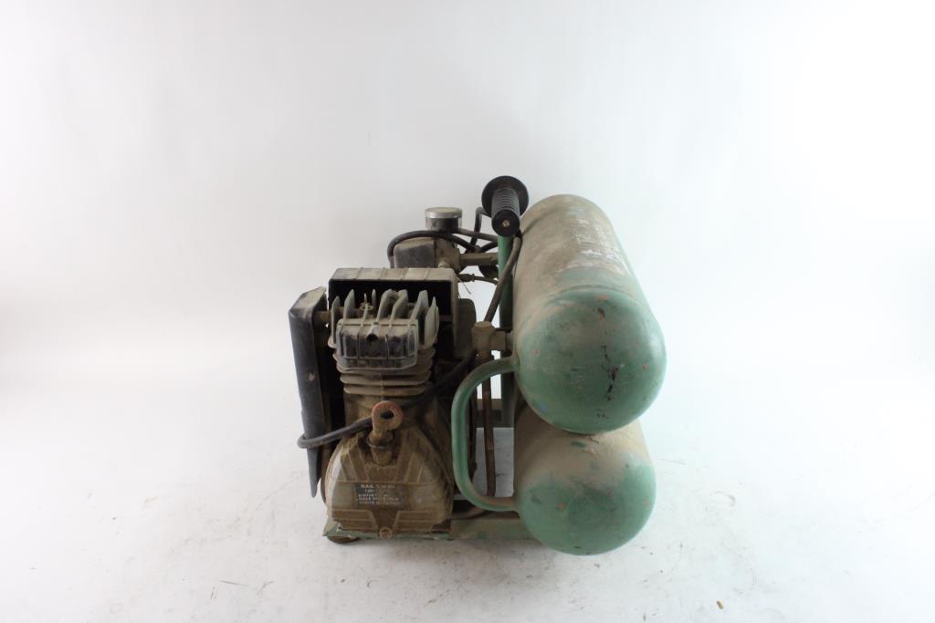 Hitachi 2 HP Air Compressor | Property Room
