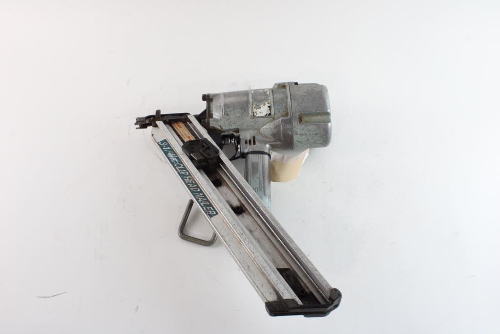 Hitachi 3-1/4" Clip Head Nailer | Property Room