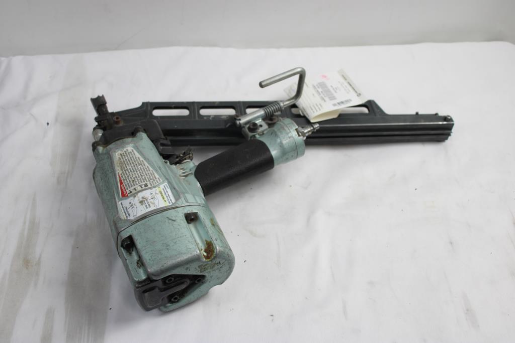 Hitachi Framing Nailer NR83A5 | Property Room