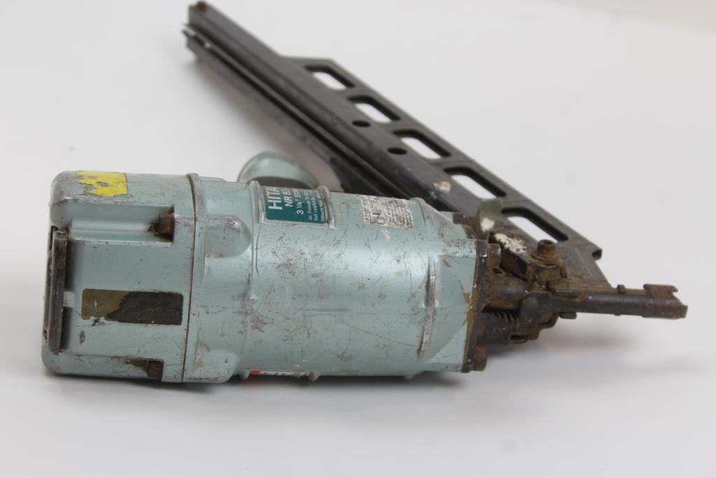 Hitachi Nr 83A2 (s) 3 1/4" Strip Nailer | Property Room