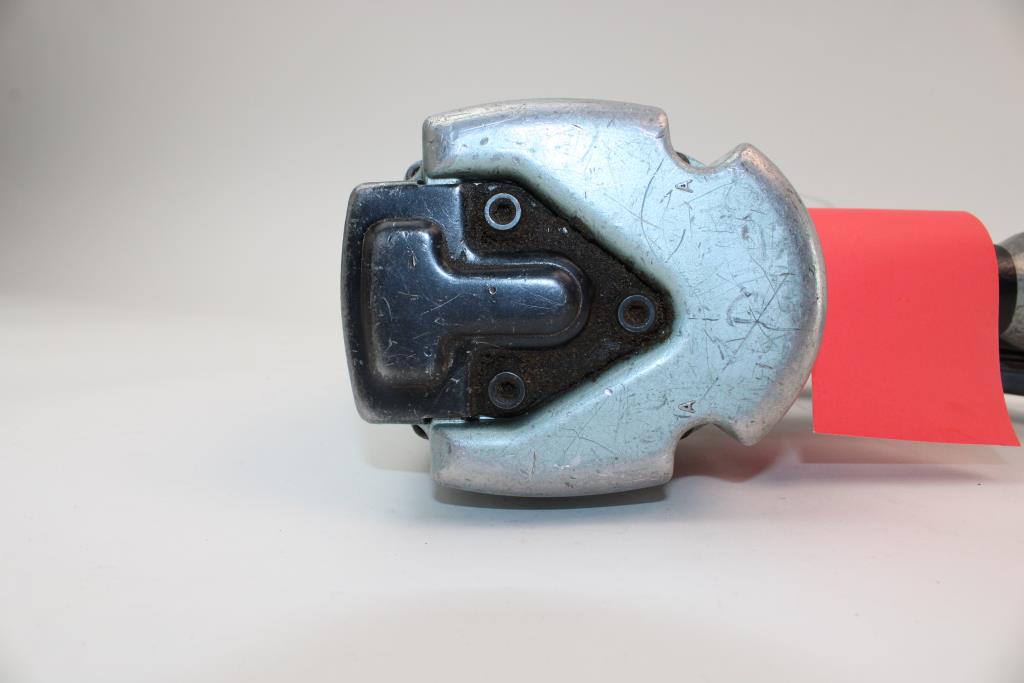 Hitachi NR 83a2 Strip Nailer | Property Room