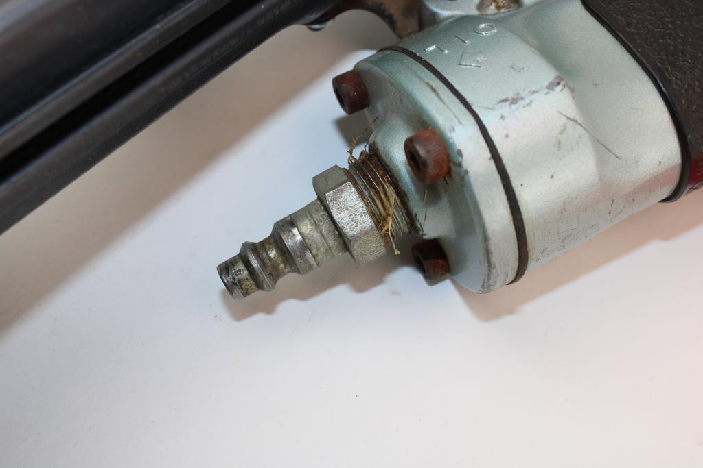 Hitachi NR 83a2 Strip Nailer | Property Room