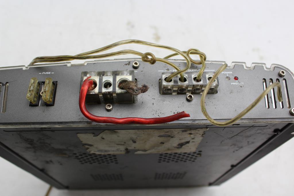 Hitron Amplifier | Property Room