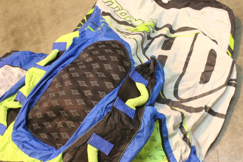 HO Sports Atomic Water Raft | Property Room