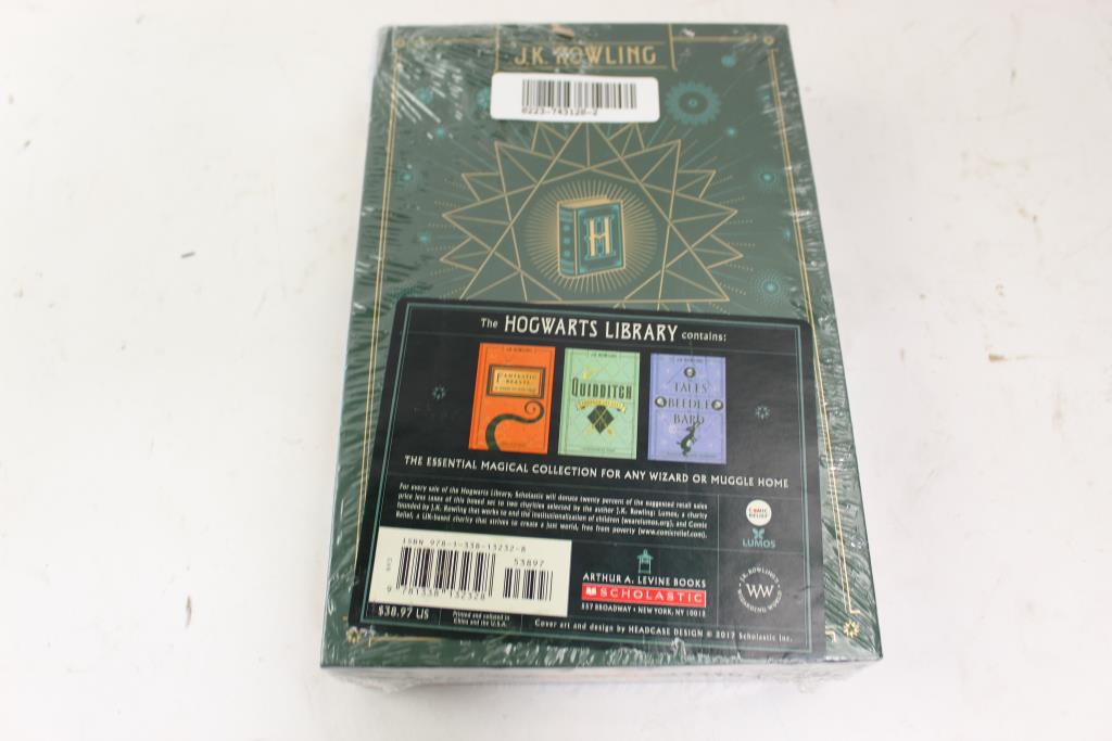 Hogwarts Library 3 Book Set: Tales Of Beedle The Bard, Fantastic Beasts ...
