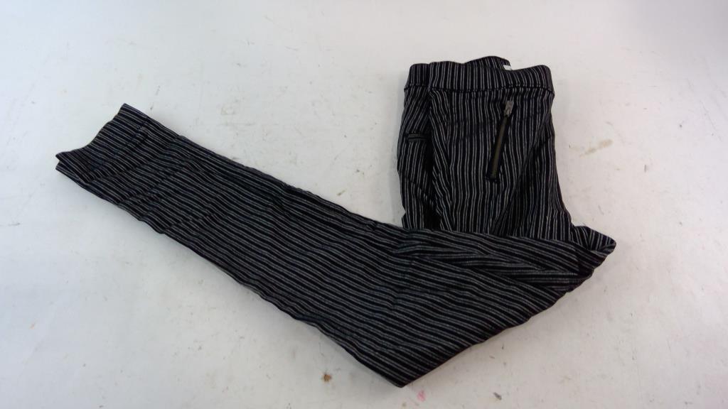 Hollister Ultra Hi Rise Pants Size XS | Property Room