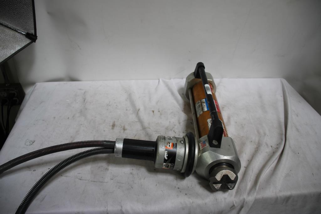 Holmatro Telescopic Ram Tool | Property Room