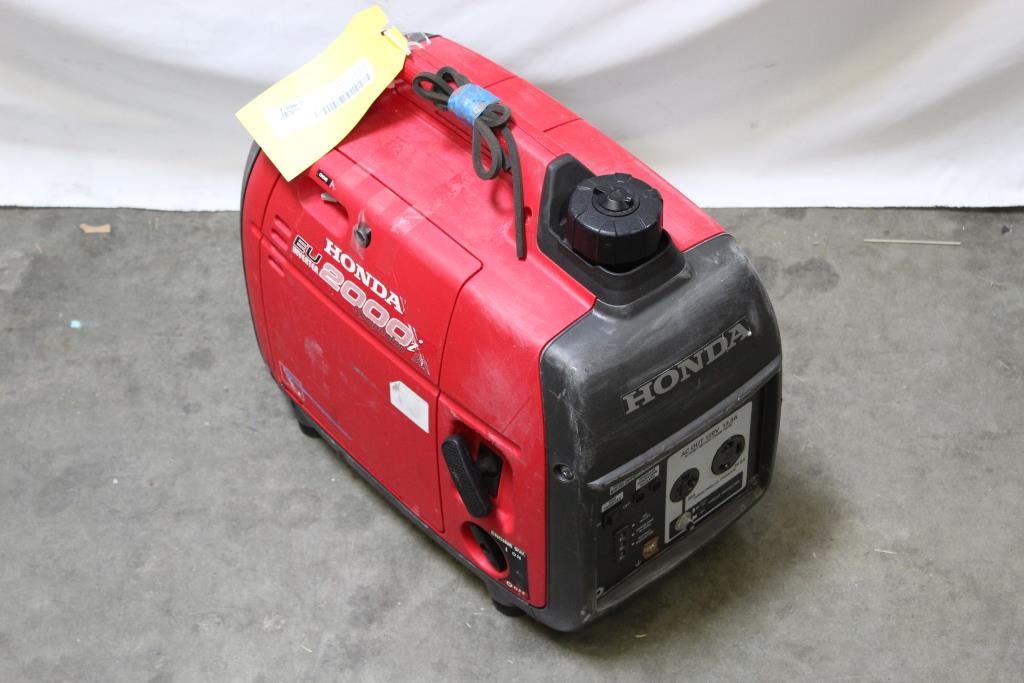Honda 2000i EU Inverter Generator | Property Room