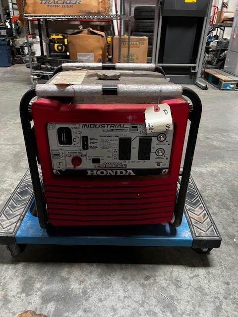 Honda EB2800i Gas Powered Inverter | Property Room