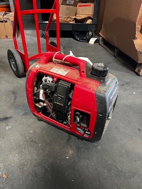 Honda Eu 2000i Inverter Generator | Property Room