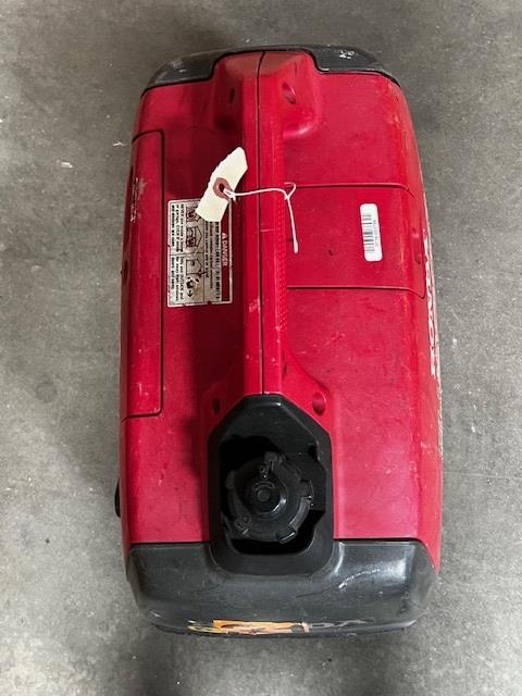 Honda EU2000i Gas Powered Inverter | Property Room