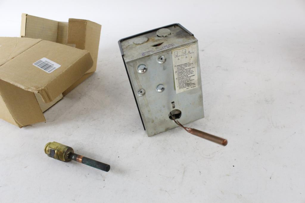 Honeywell Triple Aquastat Relay Line Volt Burner Control | Property Room