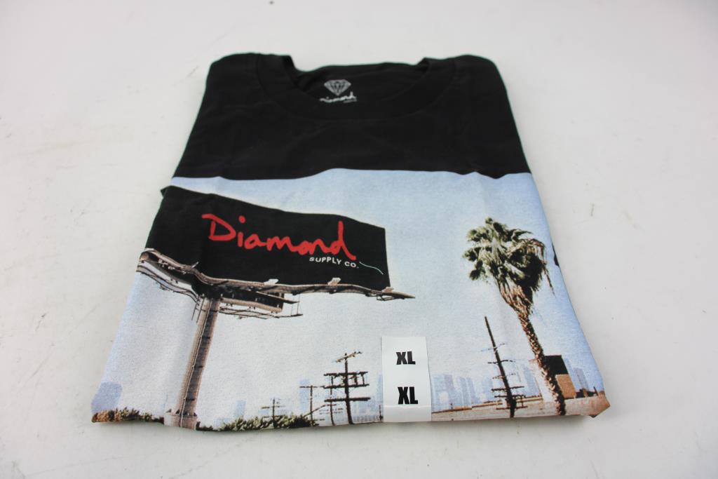 Hoonigan And Diamond Clothing Lot, 2 Pieces | Property Room