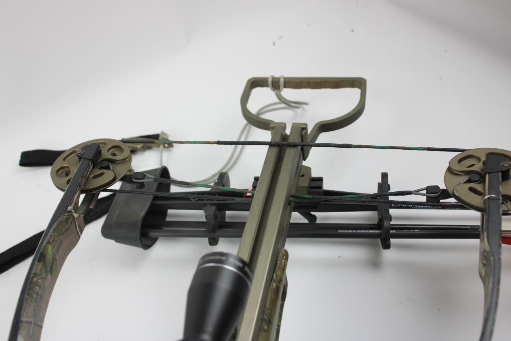 Horton Vision 175 Crossbow, 4x32 Scope SS066 With 3 Charger Crossbow ...