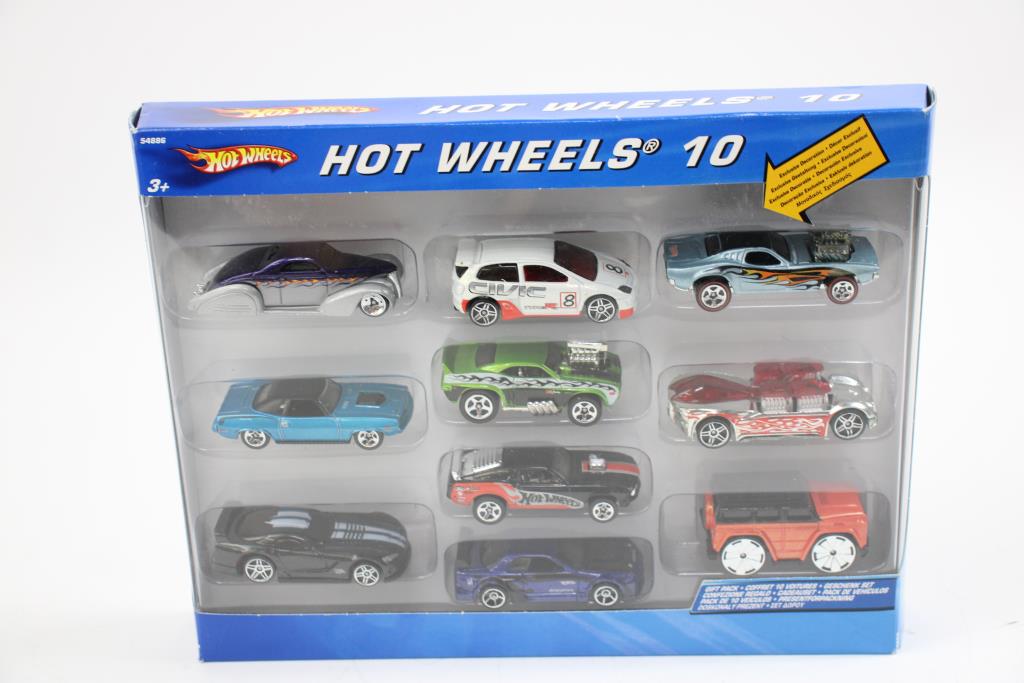 Hot Wheels 10 Gift Pack Variety Of Cars | Property Room