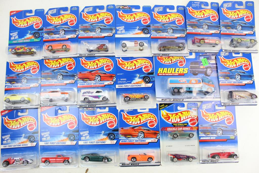 Hot Wheels Bulk Lot 19 Items Total | Property Room