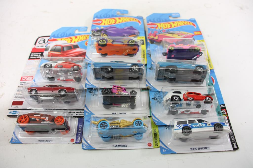 Hot Wheels RV There Yet Tooned Toy Car And More, 5+ Pieces | Property Room