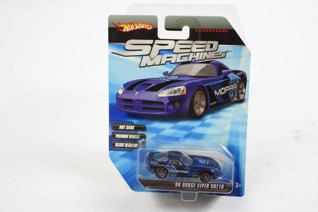 Hot Wheels Speed Machines 06 Dodge Viper SRT 10 | Property Room