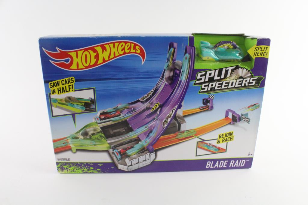 Hot Wheels Split Seeders Blade Raid Track Set | Property Room