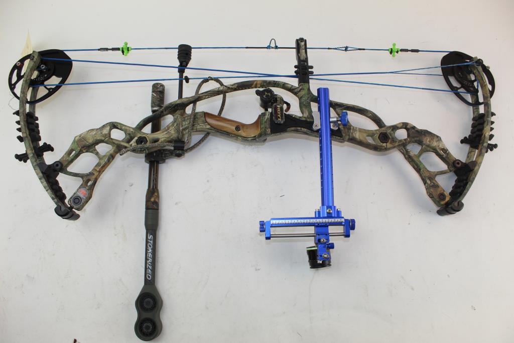 Hoyt Carbon Defiant Compact Bow | Property Room
