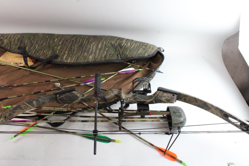 Hoyt Rebel XL Bow | Property Room
