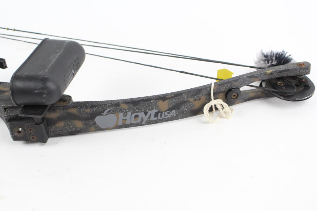 Hoyt USA Pro Vantage Compound Bow | Property Room