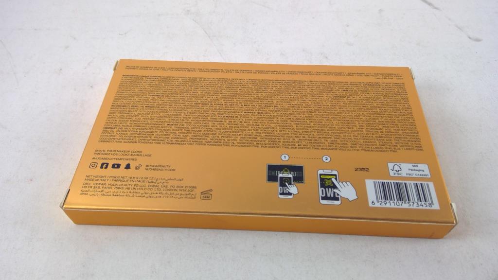 Huda Beauty Em[Power]ed EyeShadow Palette | Property Room