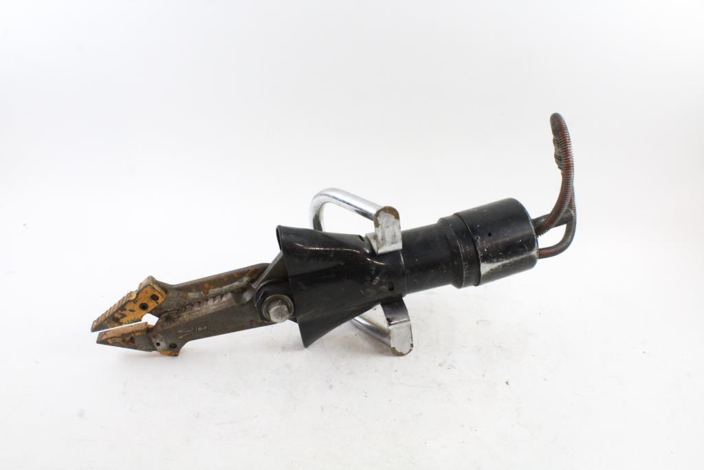 Hurst Jaws Of Life Rescue Claw | Property Room