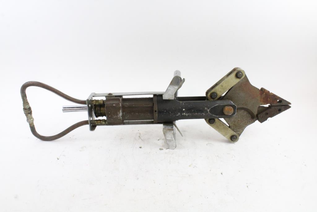 Hurst Jaws Of Life Rescue Claw | Property Room