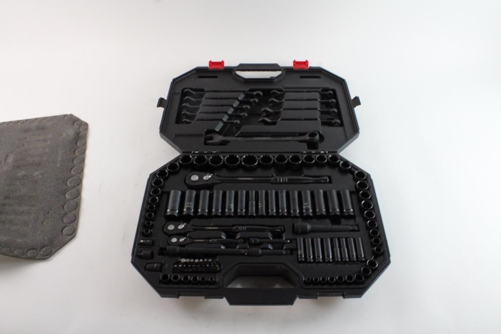 Husky 105-Piece Mechanic's Tool Set | Property Room