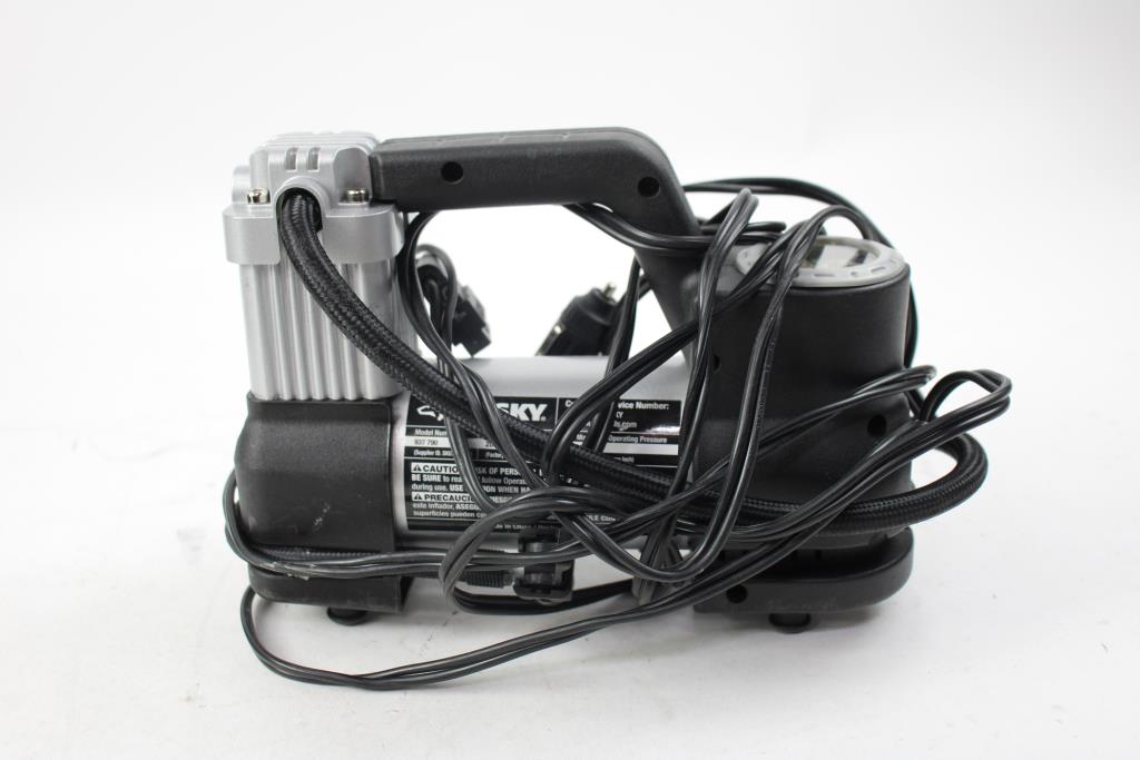 Husky 12 Volt Inflator | Property Room