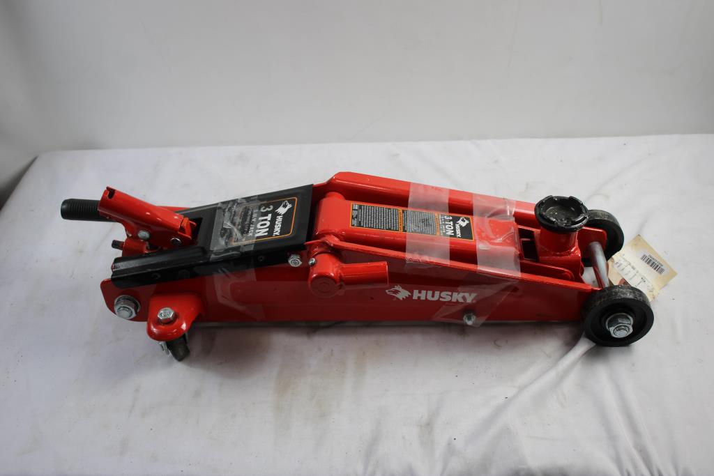 Husky 3 Ton S.U.V. Red Jack | Property Room