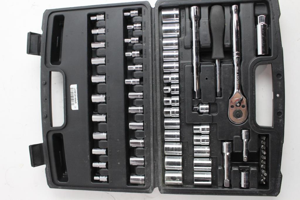 Husky 60 Piece Socket And Ratchet Set | Property Room
