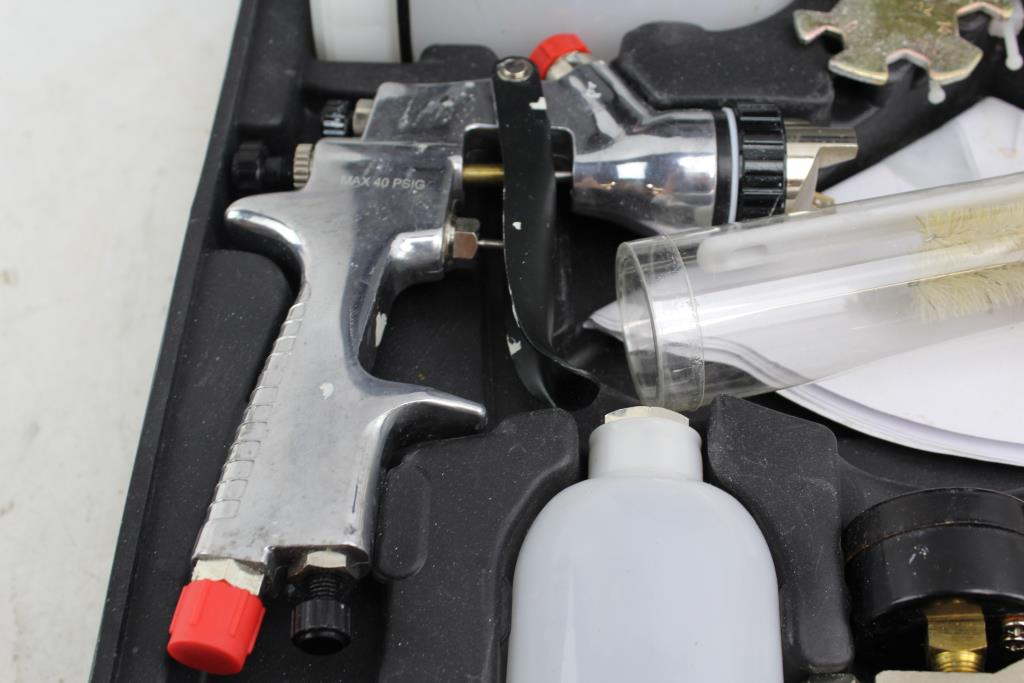 Husky Gravity Feed Spray Gun Set | Property Room